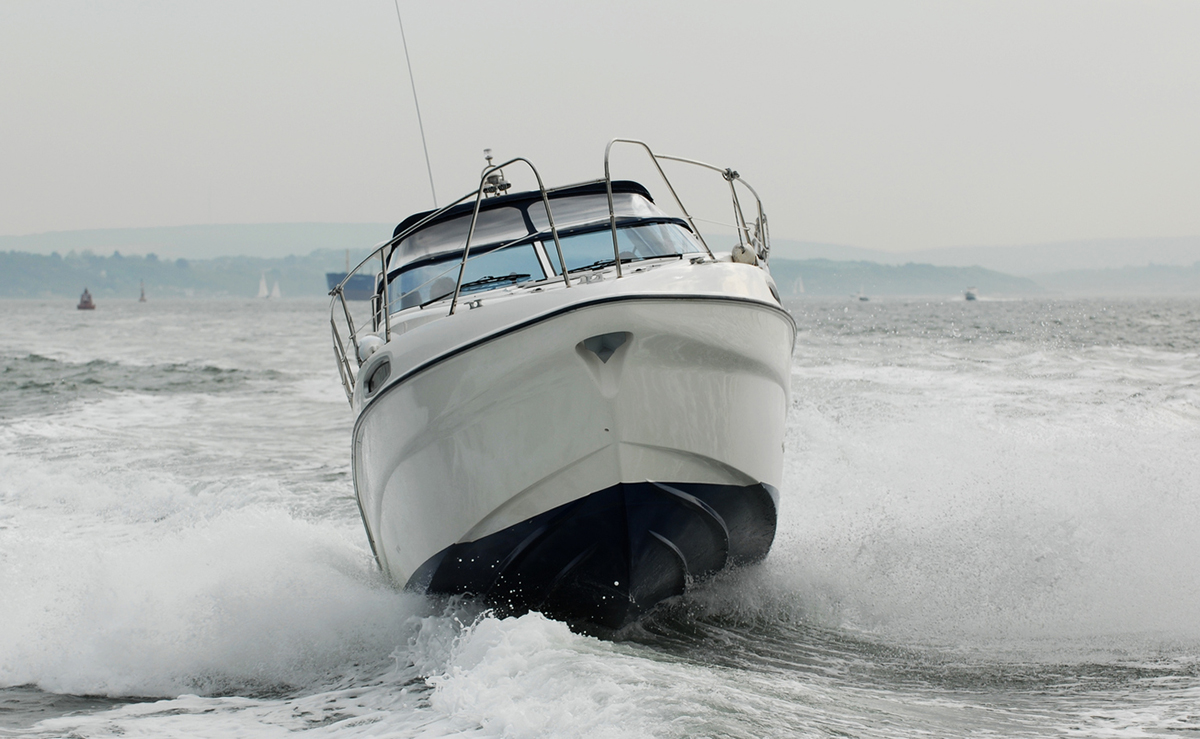 How To Safely Handle Another Boat s Wake